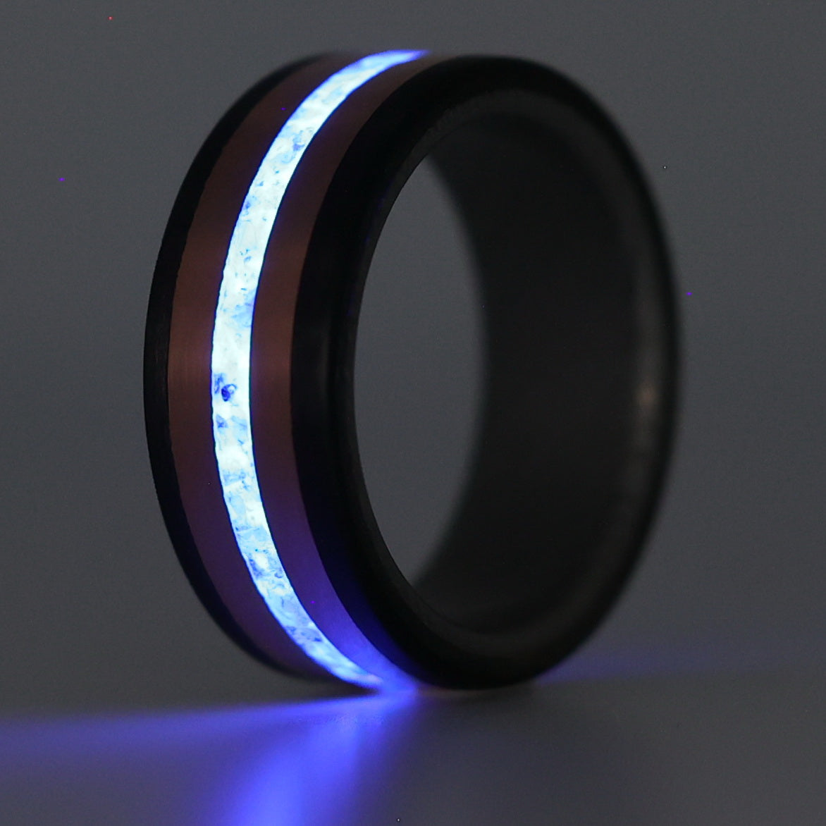 Men's Gold Glow Wedding Ring | The Honorable | Element Ring Co