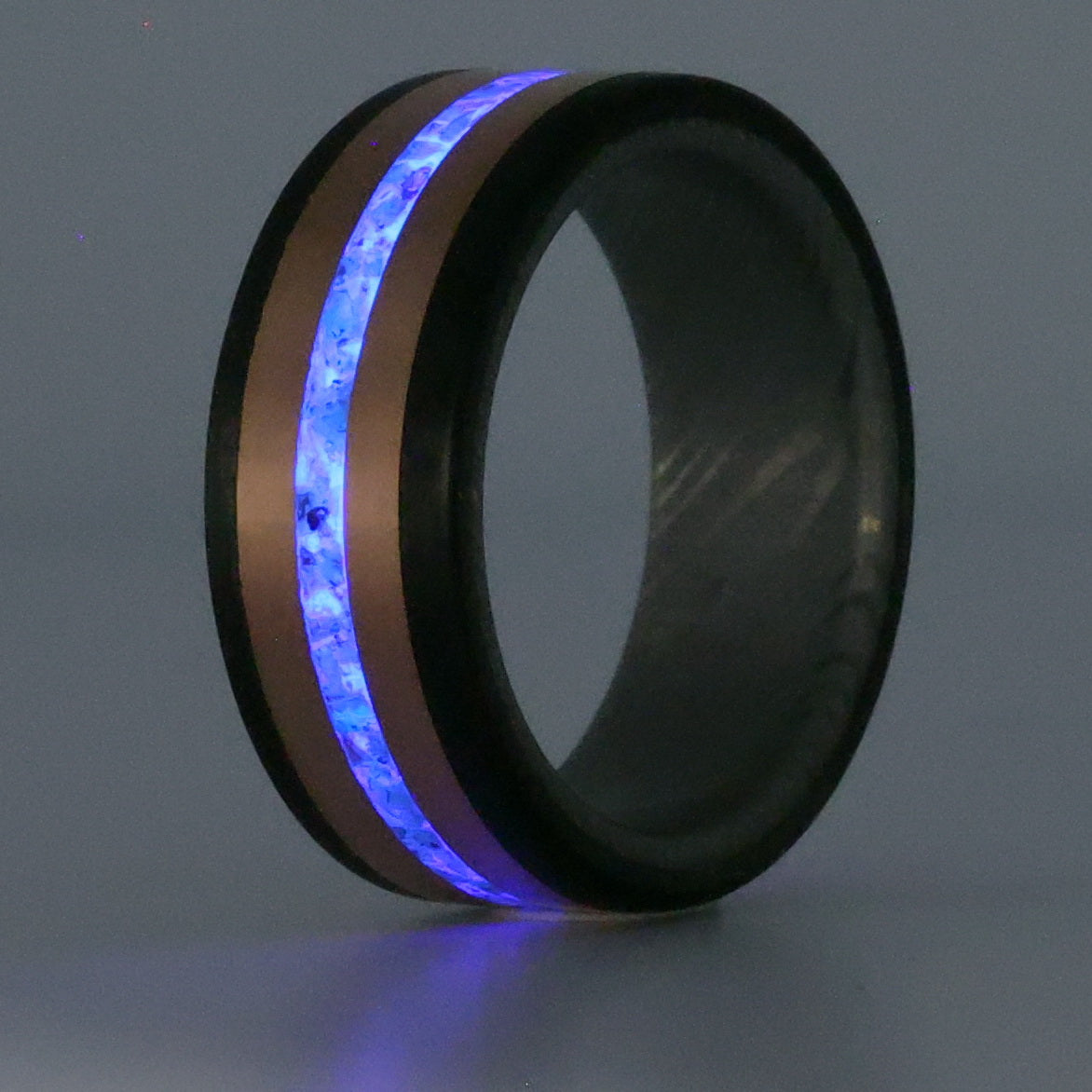 Men's Gold Glow Wedding Ring | The Honorable | Element Ring Co